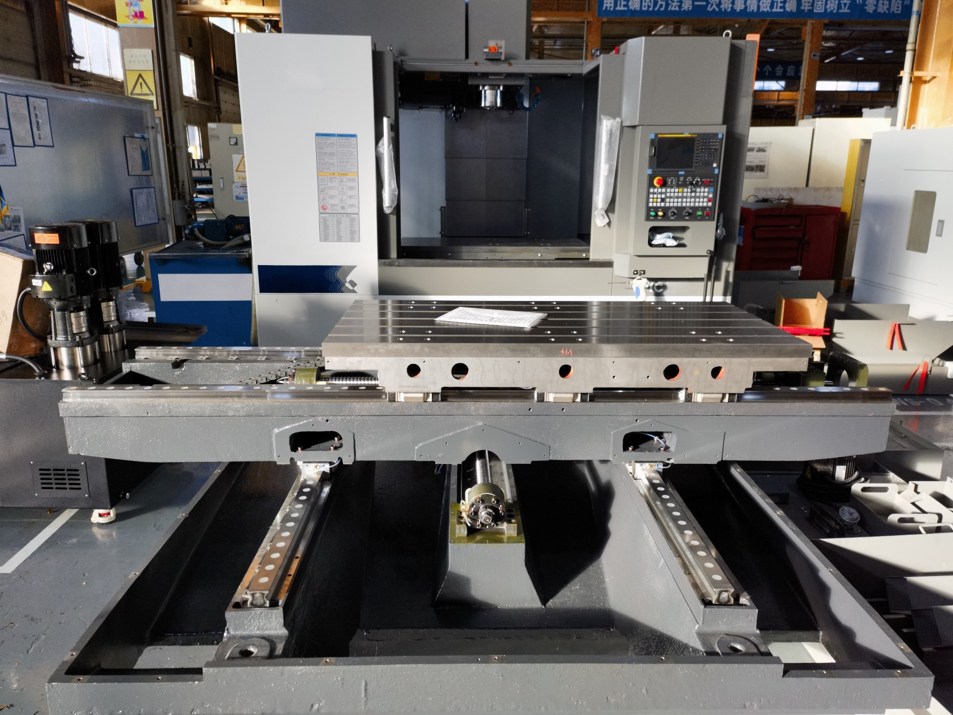 SMTCL VMC 1100Q | 3-Axis Vertical Machining Center | Diagon